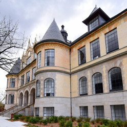 Purple and Gold Tour: From Gothic to Modern at the UW Core (Cherry ...
